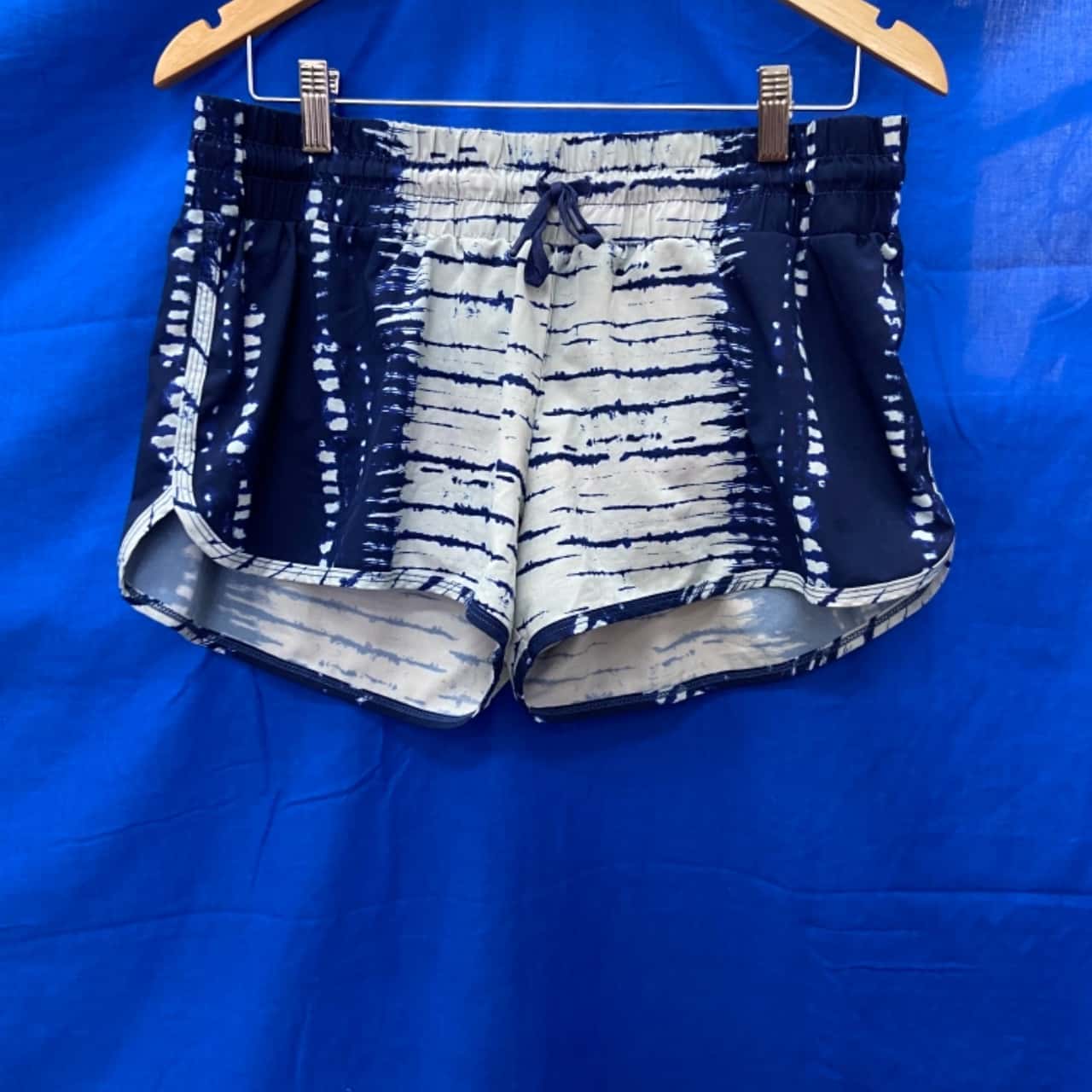 Lorna Jane Womens Size L Blue / White (s)