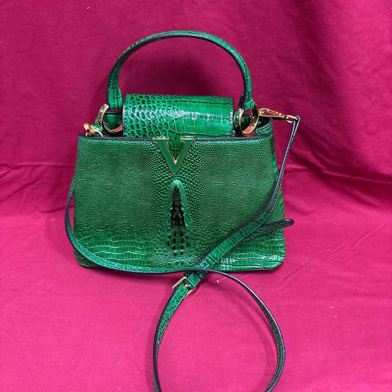 Women's Crocodile Embossed Cross Body Bag / Handbag Green