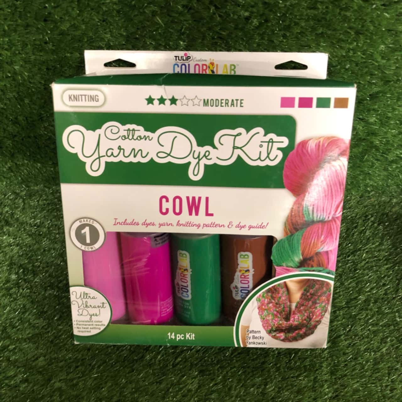 Tulip Cotton Yarn Dye Kit Cowl (New)(s)