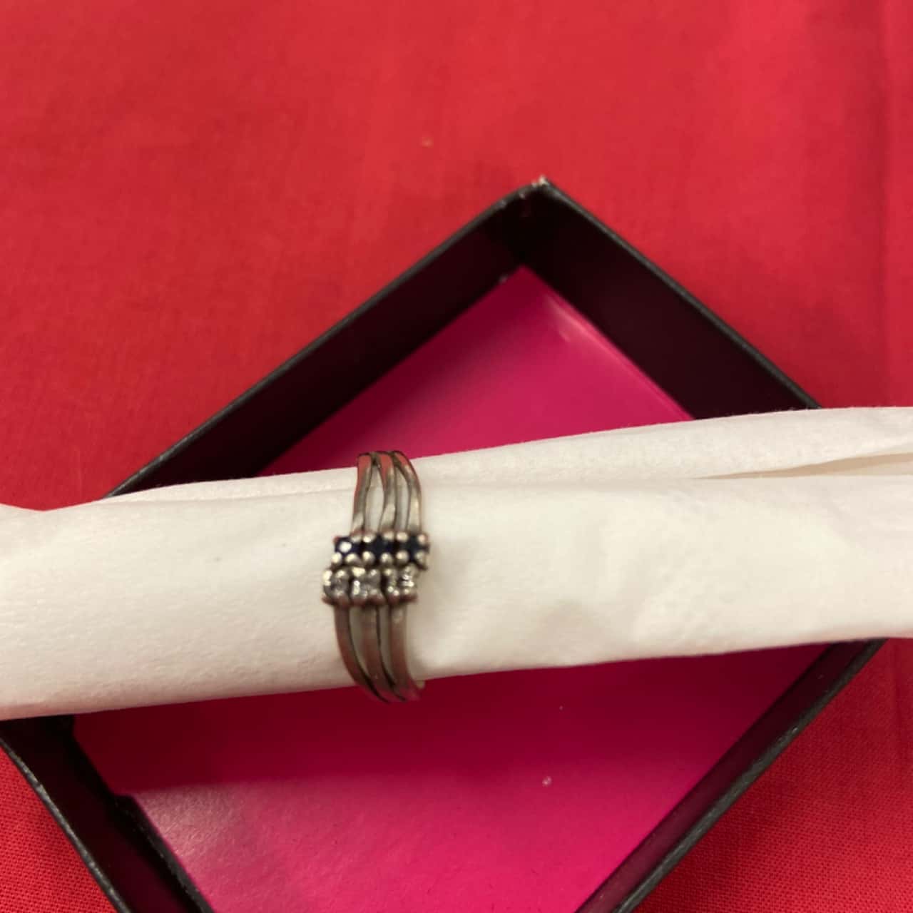 925 Sterling Silver Ring (s) - Used Very Good | Salvos Stores