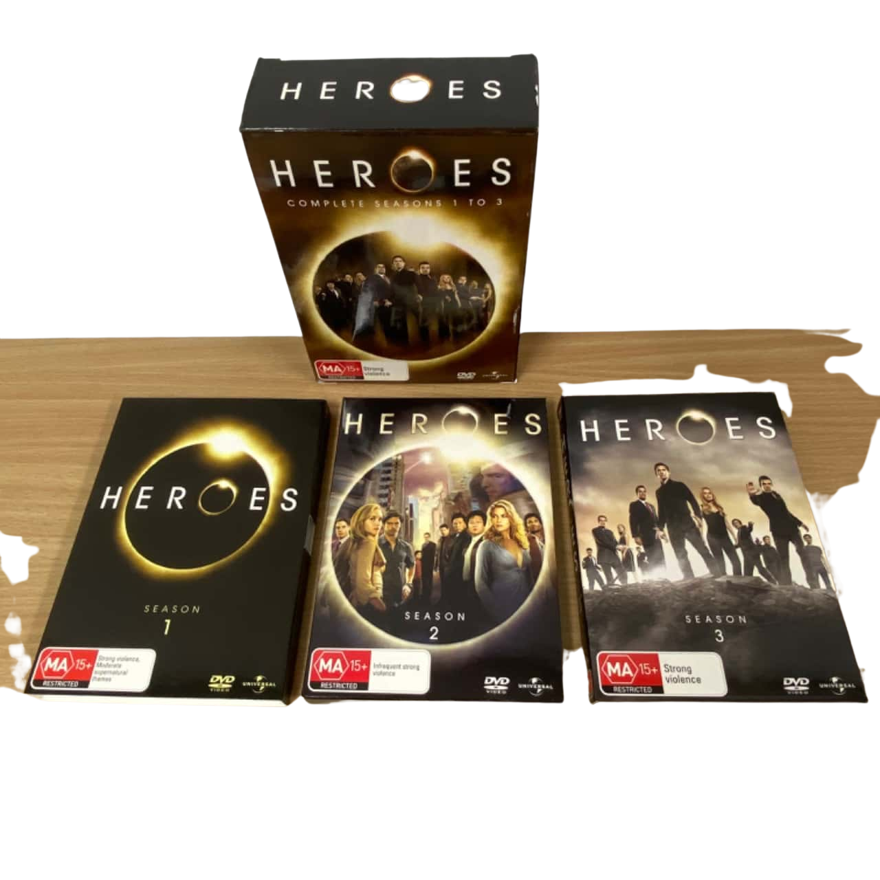Heroes Complete Seasons 1 -3 Region 2,4,5 PAL 17 discs