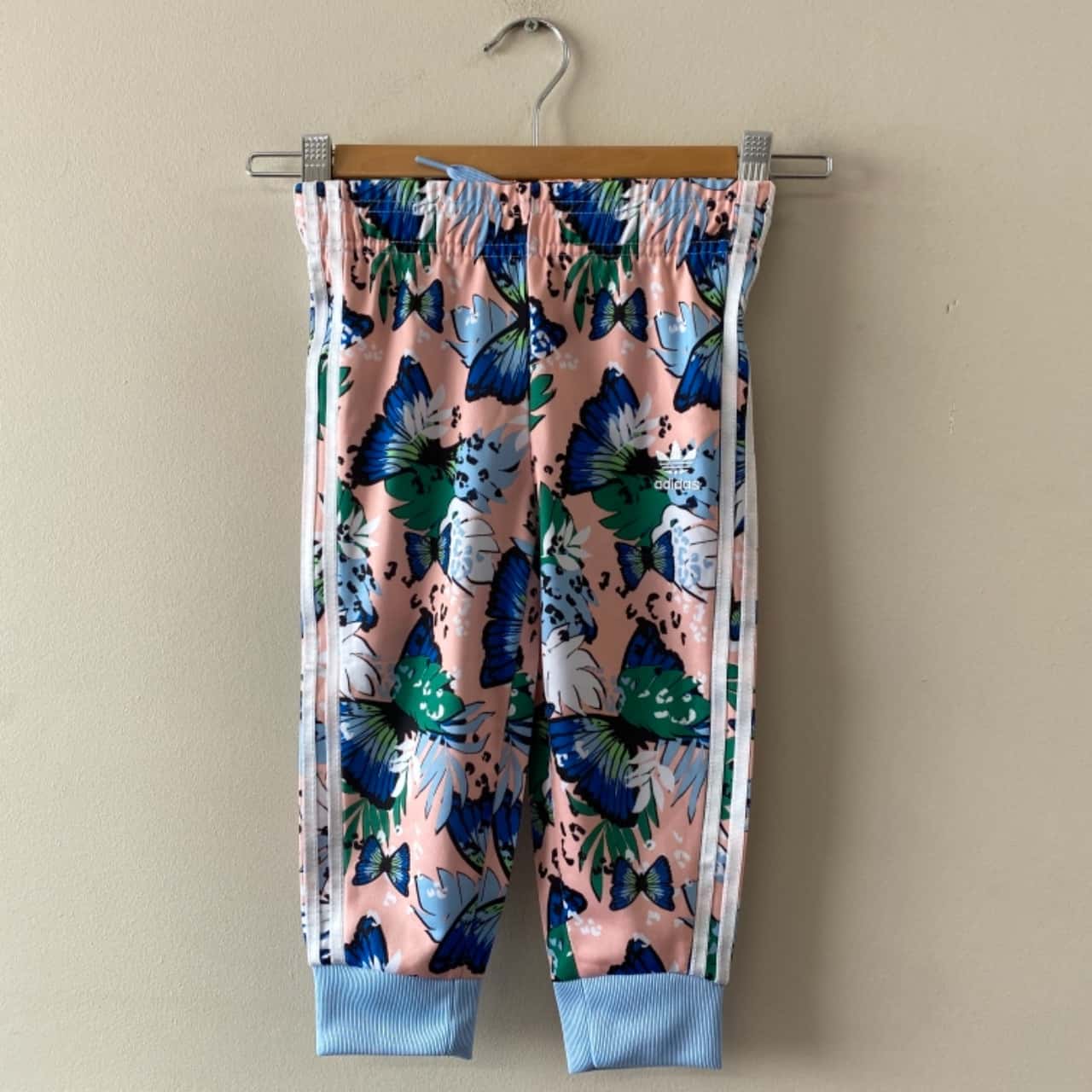 Adidas Girl's Size 18-24m Butterfly Print Tracksuit - New With Tags(s)