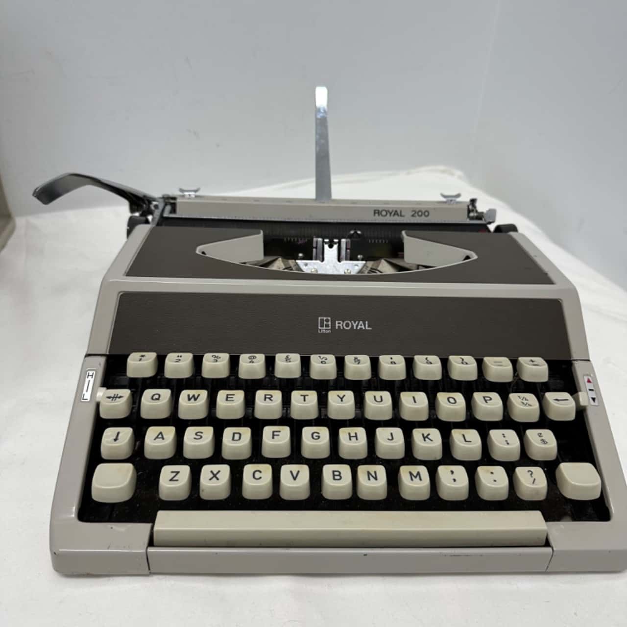 Reduced Litton Royal 200 Vintage Typewriter with Hard Carry Case(s)