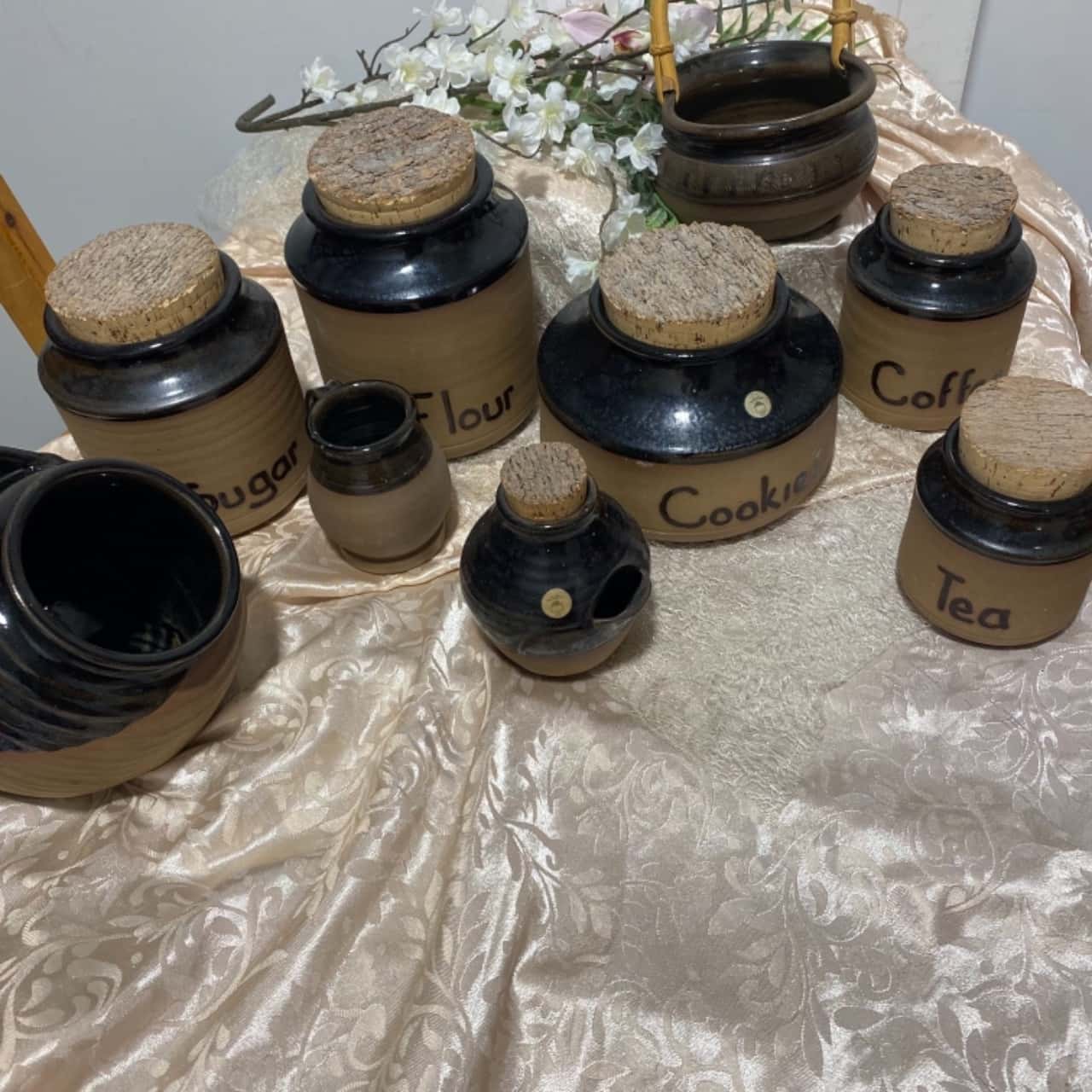 REDUCED!! Aiston park pottery kitchen set.