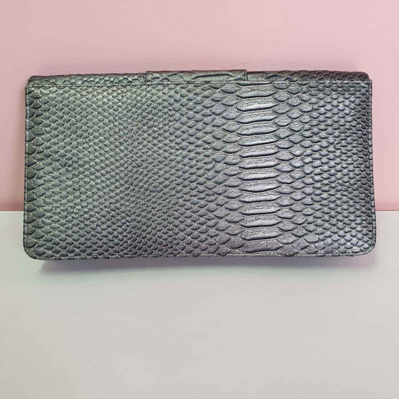 Olga Berg Women's Croc Skin Style Handbag Silver