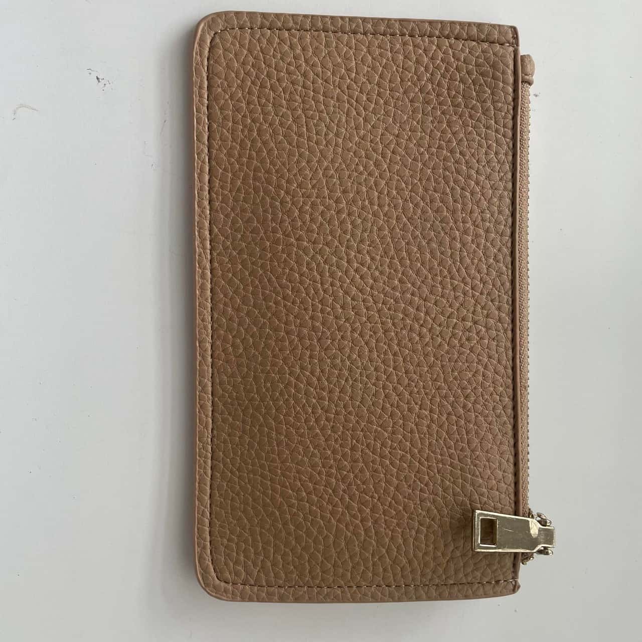 LOUENHIDE Womens Purse Beige / Gold Zip (s)