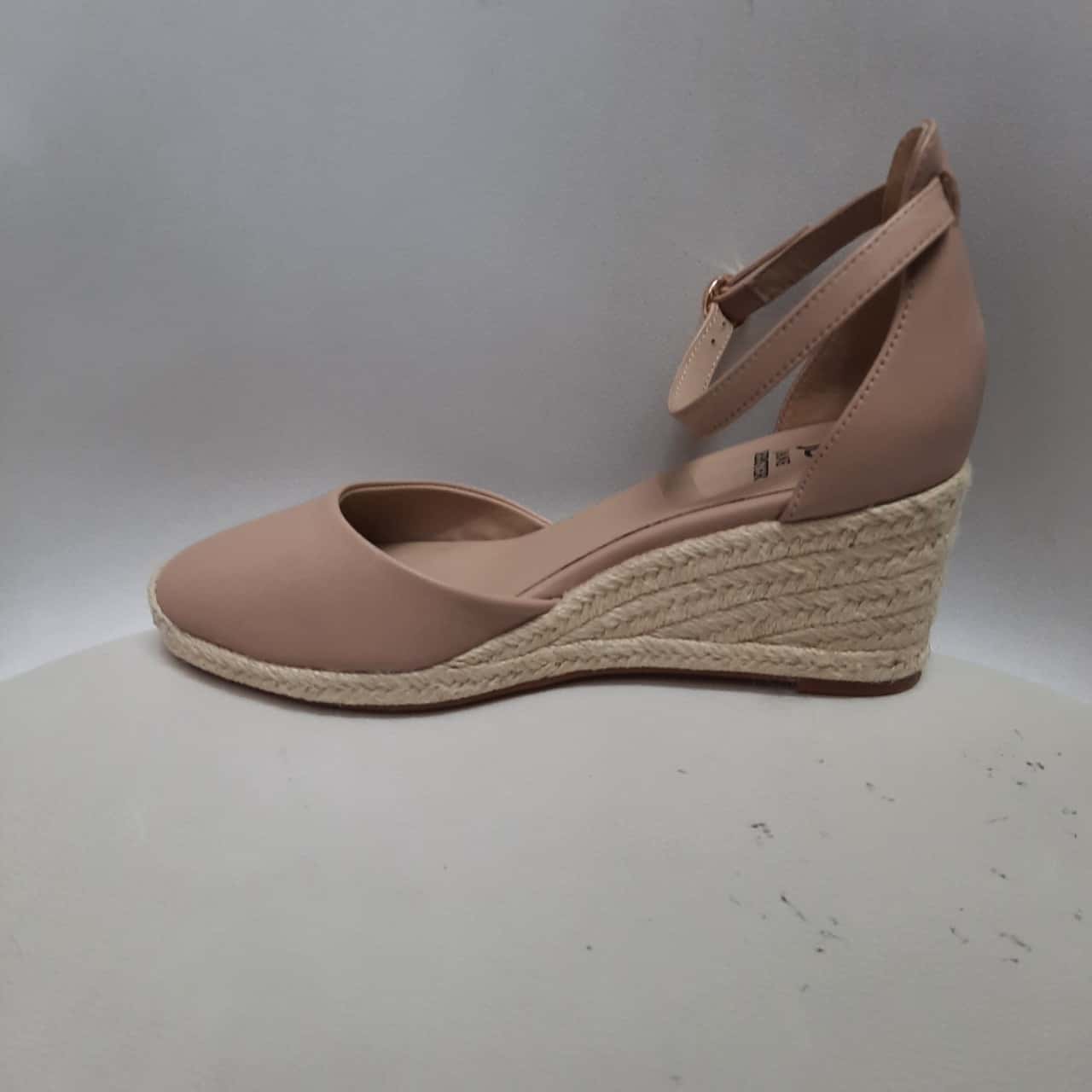 JANE DEBSTER 'Peru' Wedge in Nude Leather Size 38(s)
