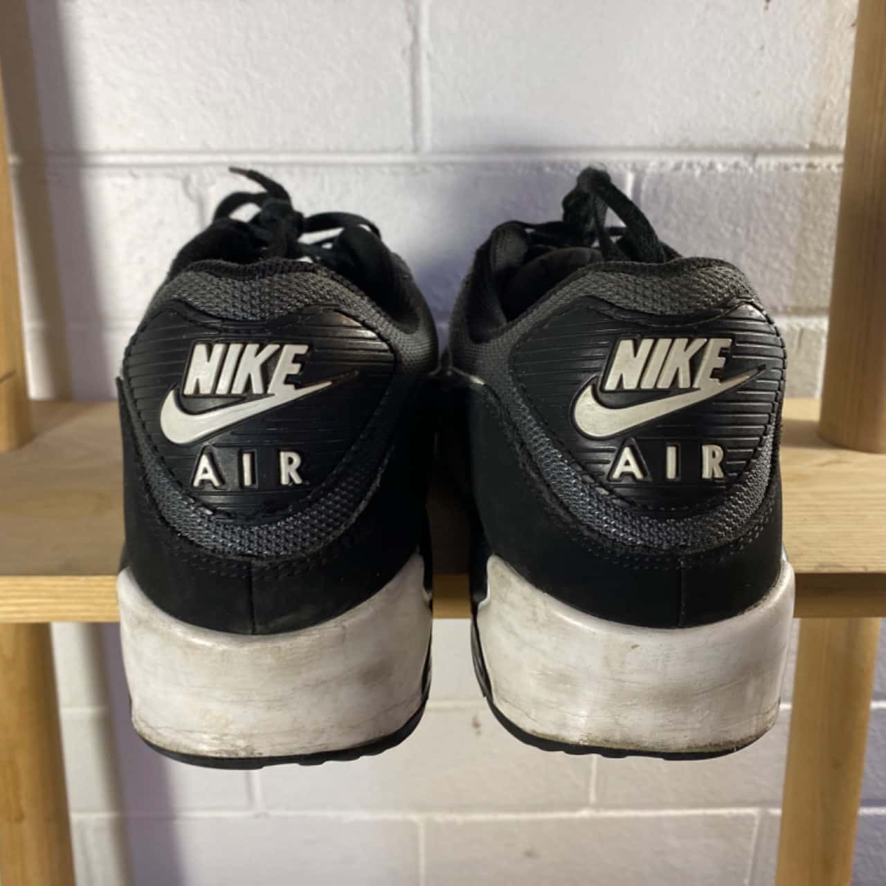 Nike Mens Air Max 90 Sneakers Size 13 / 14 Black / Grey / White (s)
