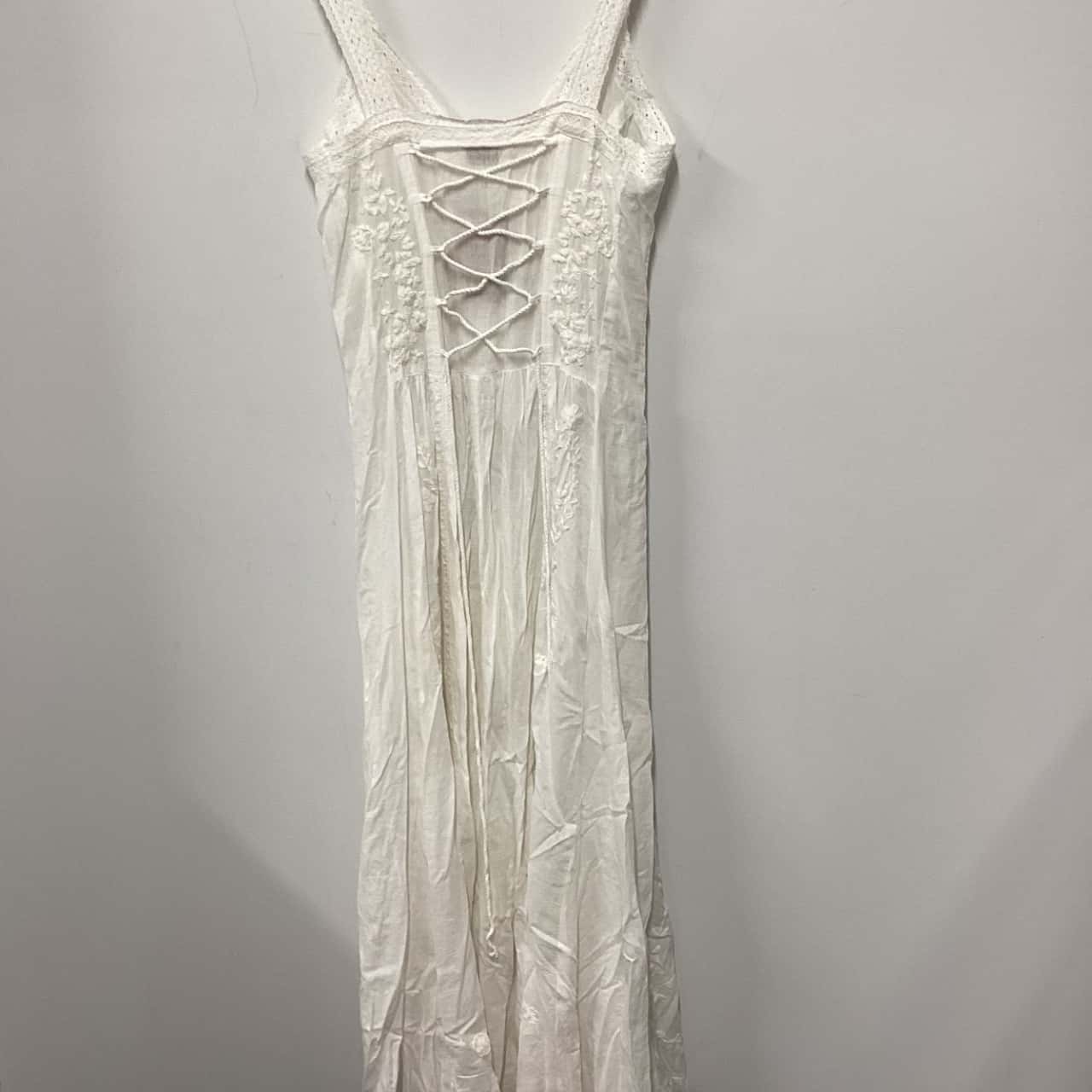 Tree of Life Womens Size S Cream