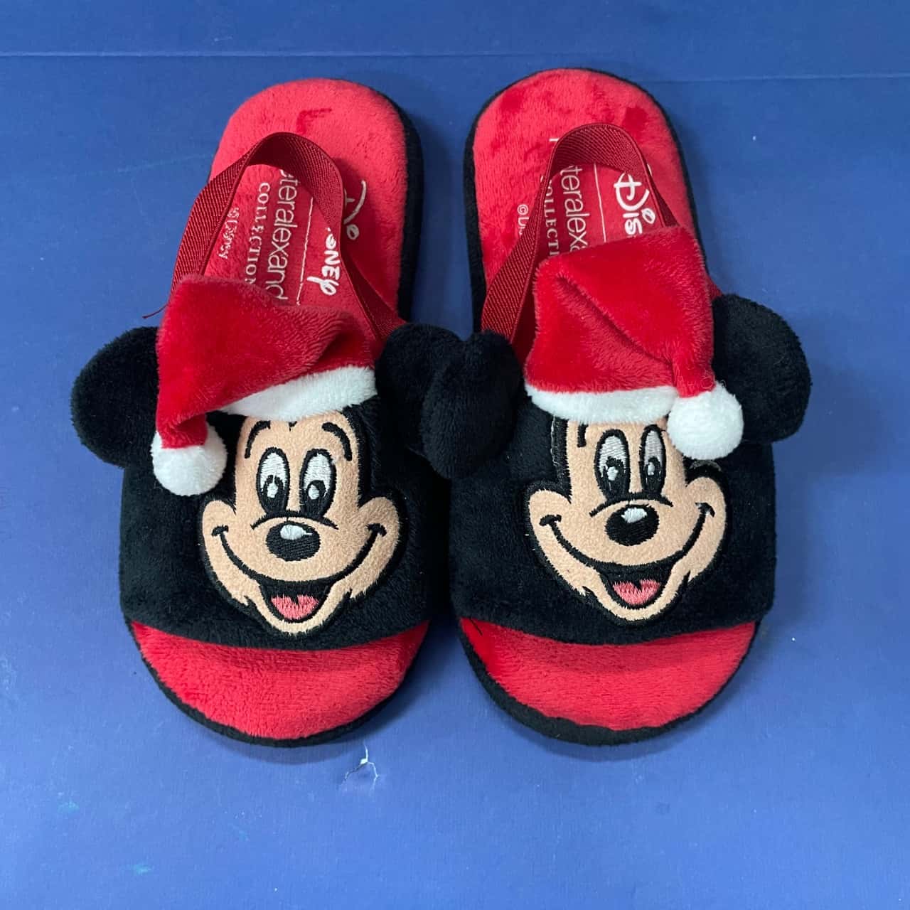 Kids Peter Alexander Size 11 Micky Mouse Slippers Black / Red (s)