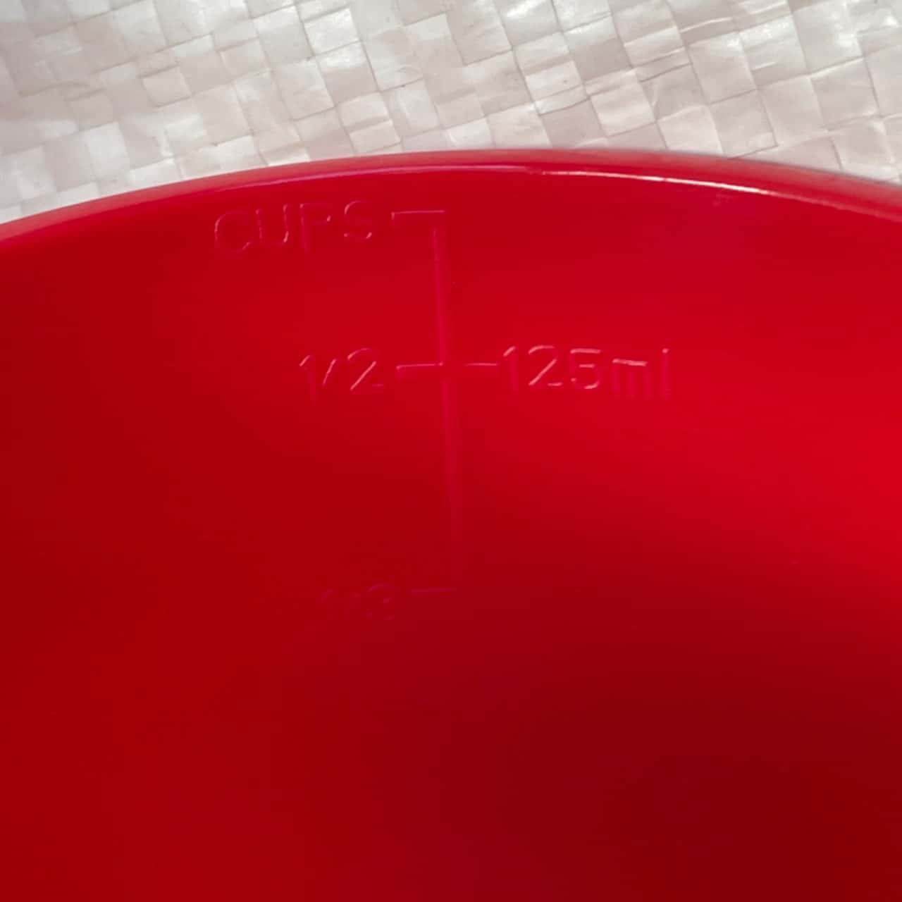 Marie Claire Measuring Jugs. Red. X 5 REDUCED (s) - Used Very Good ...
