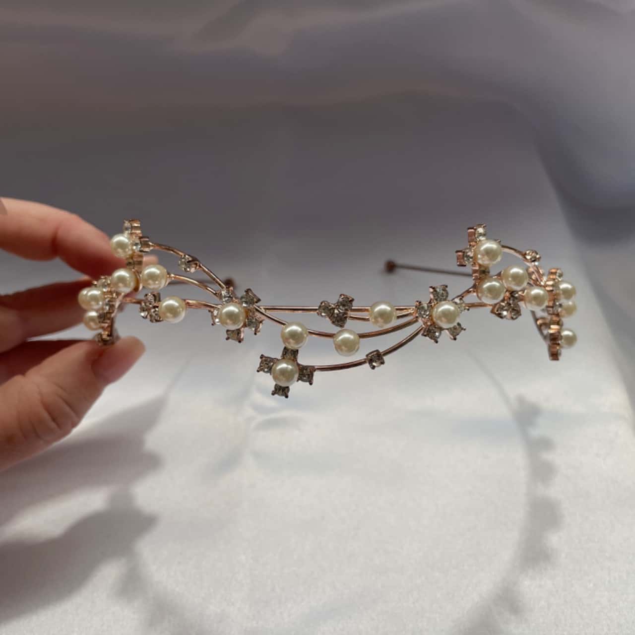 Lovisa Womens Earrings Pack with Tiara Costume Jewellery Gold / Pearl