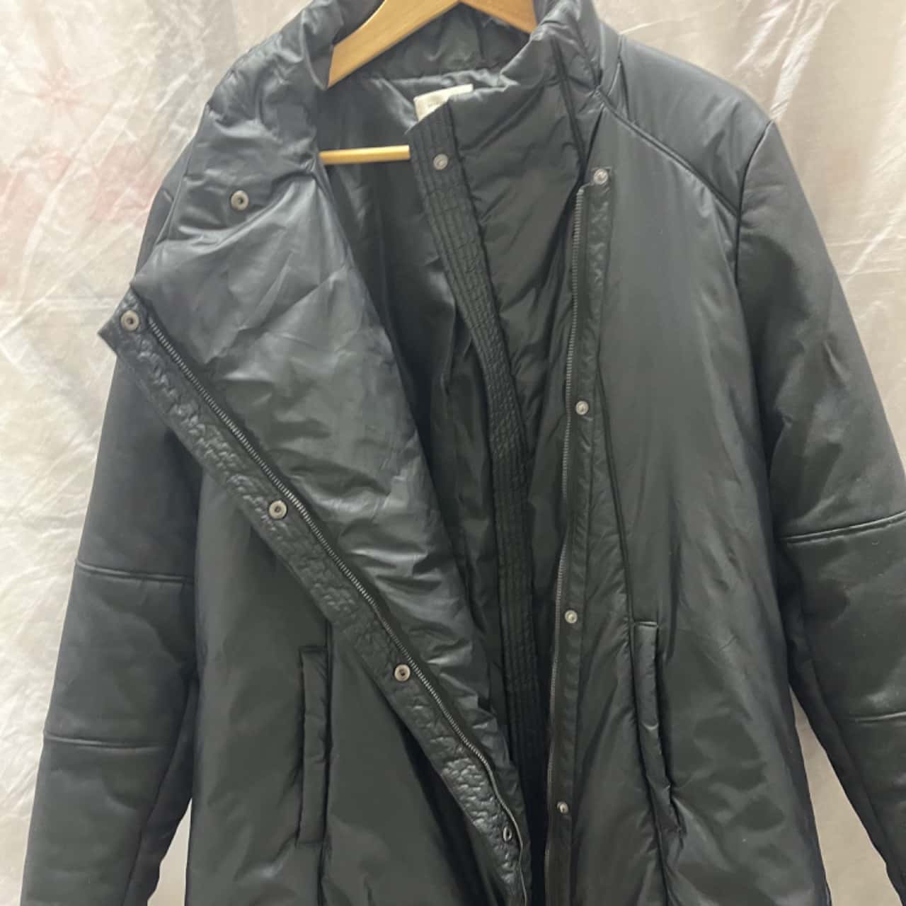 Witchery long puffer zip up button up Coat Size 16- so warm(s)