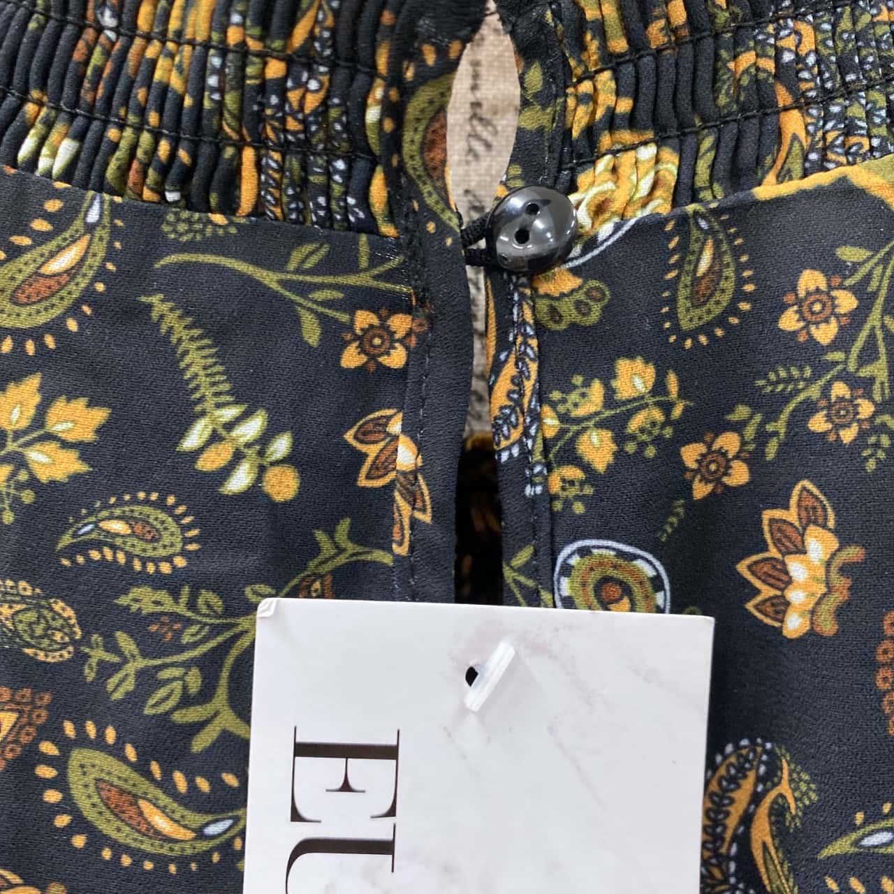 Euro edit Womens Size L Blouse Black / Floral / Green / Mustard