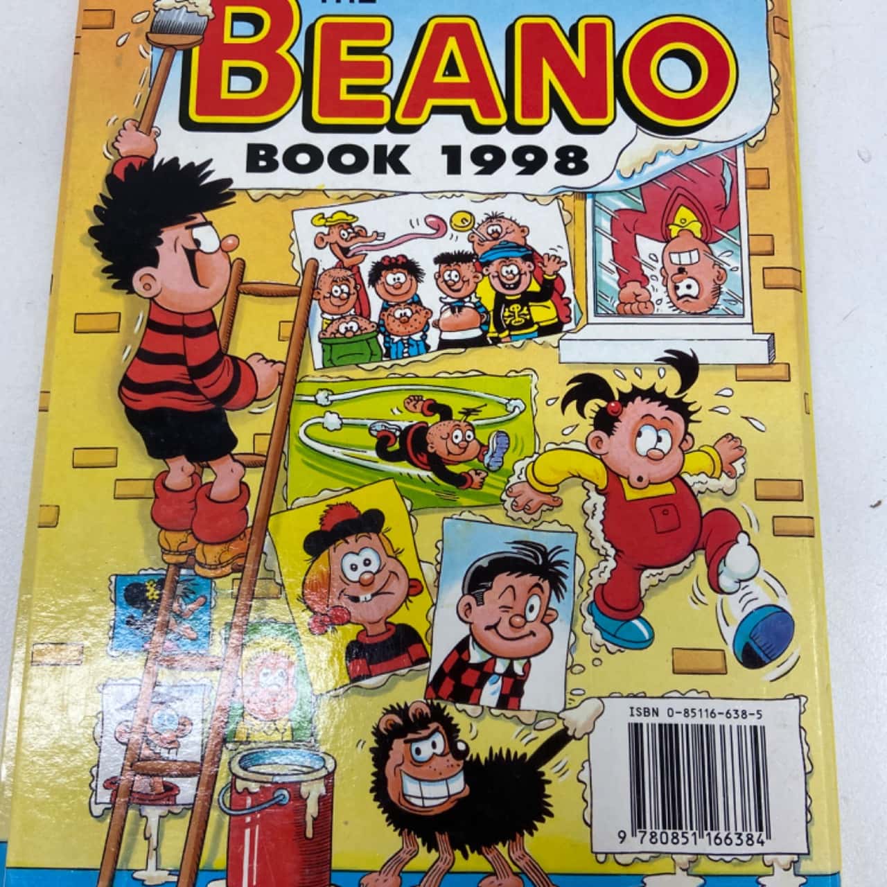 Vintage “ The Beano” book 1998