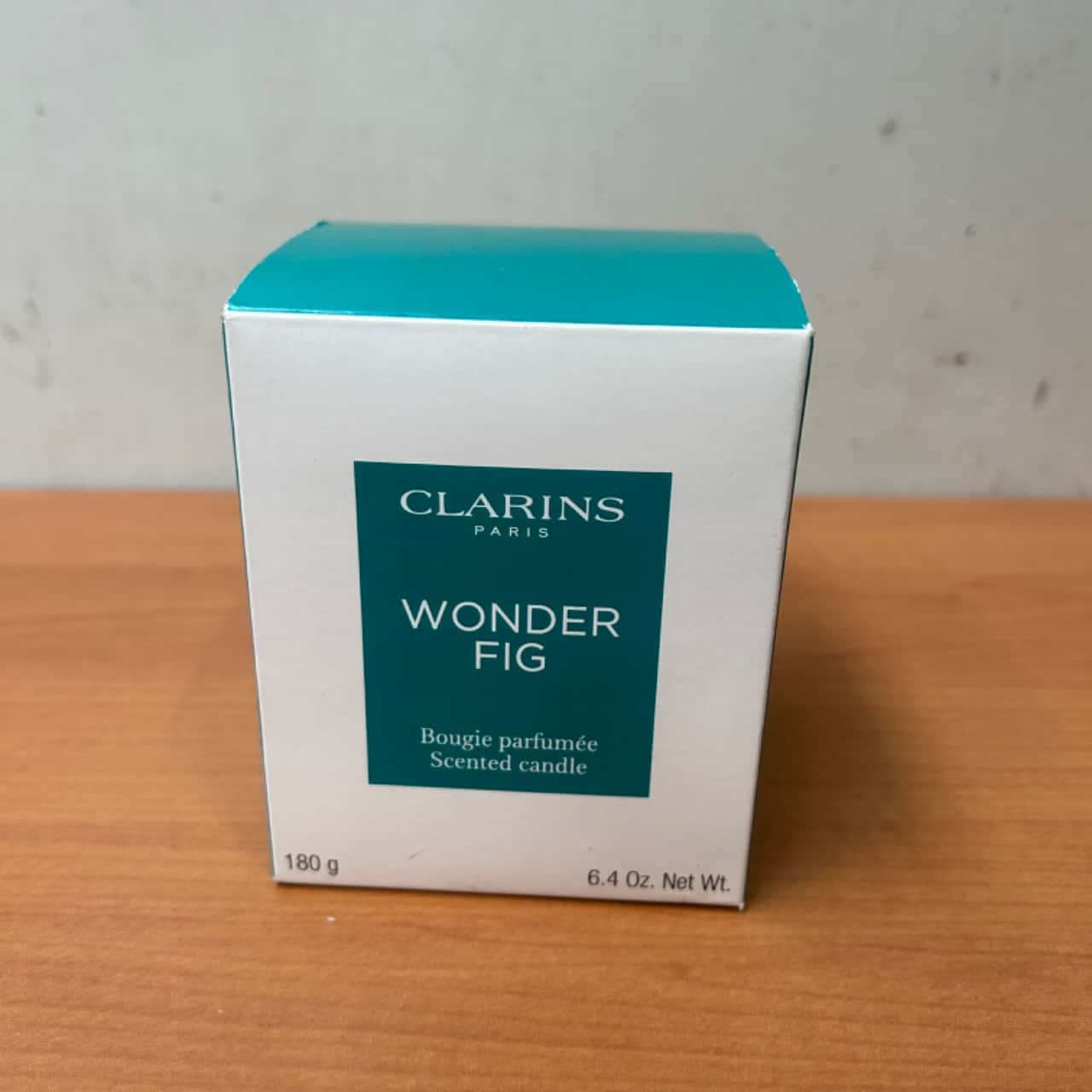 Clarins wonder fig candle 180g(s) - New With Tags | Salvos Stores