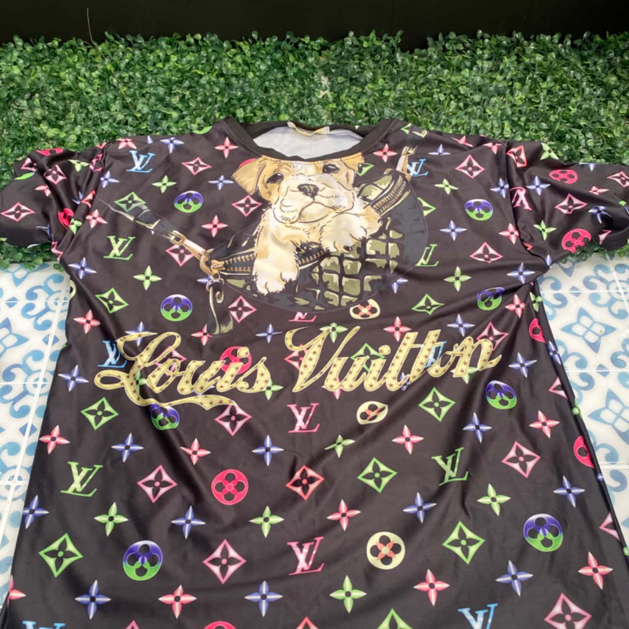 Mens fashion replica colourful T-shirt size s/m(s)