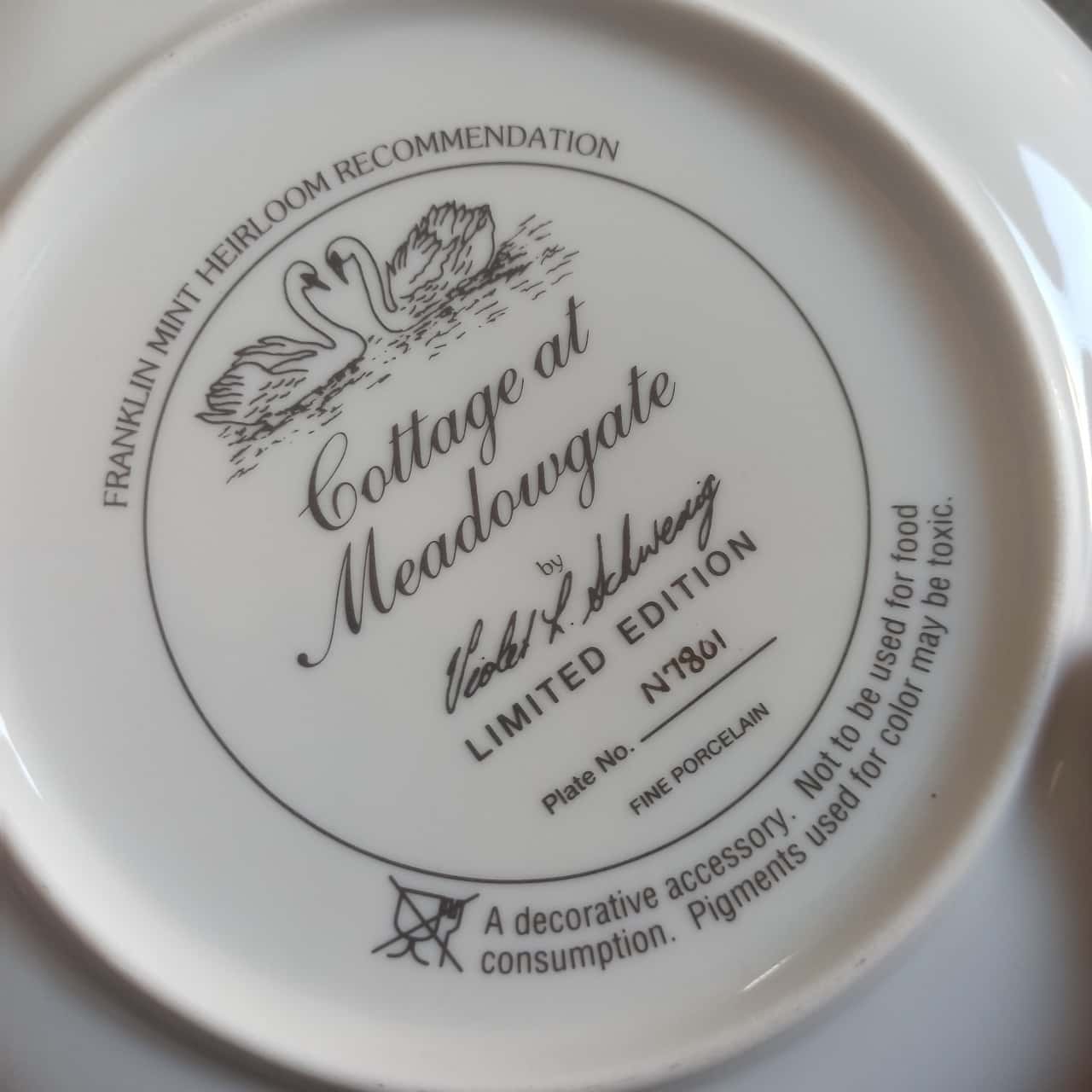 Franklin Mint Collectors Plate:Cottage at Meadowgate