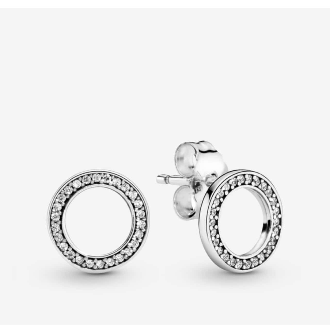Pandora Sterling Silver Sparkling Circle Stud Earings. Cubic Zirconia(s)