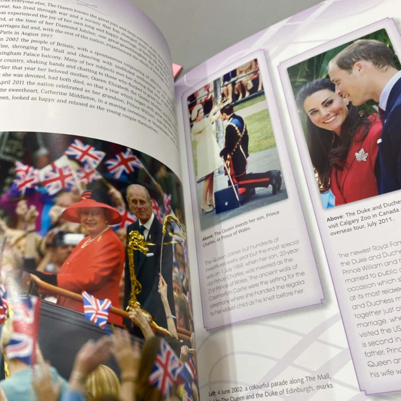 Her Majesty Queen Elizabeth II Diamond Jubilee Souvenir Magazine (s)