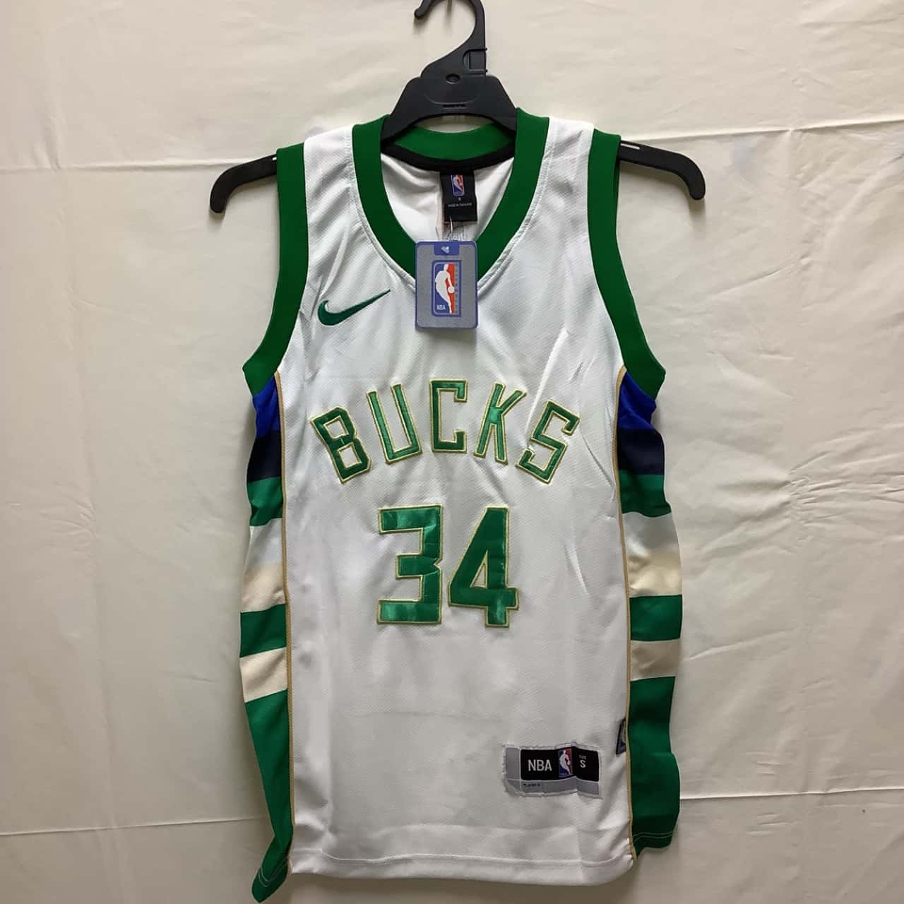 Unisex NBA jersey authentics (s)