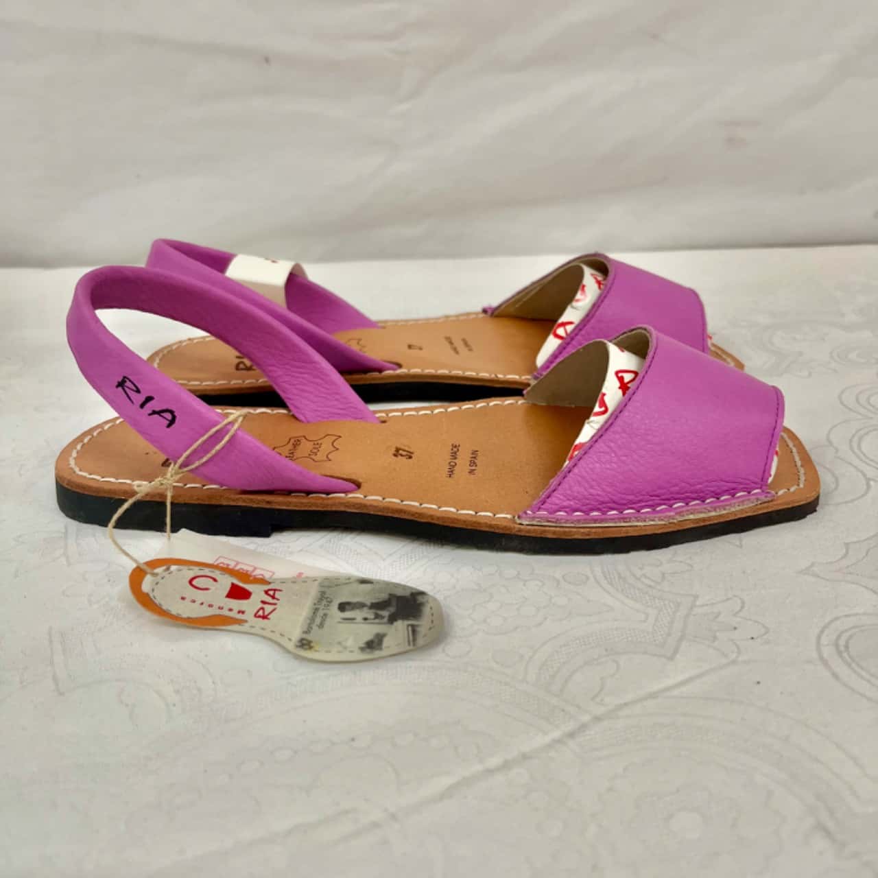Ria Leather Sandals Fushia Size 37