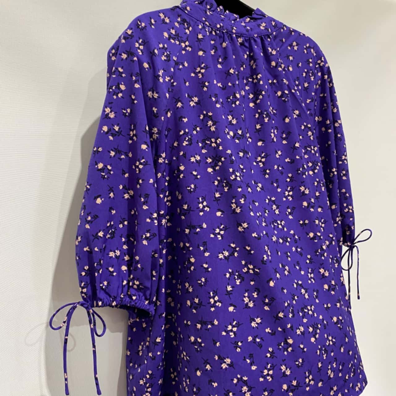Womens SUSSAN Violet Top Brand New(s)