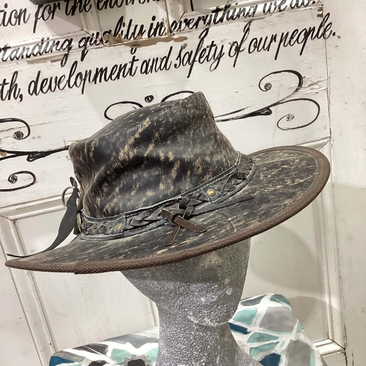 JACARAM AUST BRAND! BNWT GENUINE LEATHER! THE ROO TRAVELER HAT ...