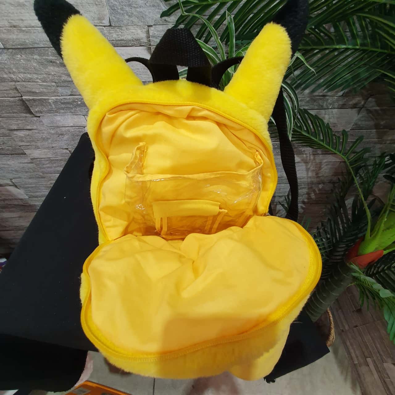 Pokemon Pikachu Kids Backpack (s)