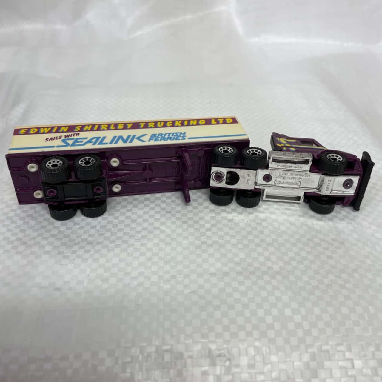 Matchbox Convoy CY-16 Scania Sealink Edwin Shirley Trucking Diecast