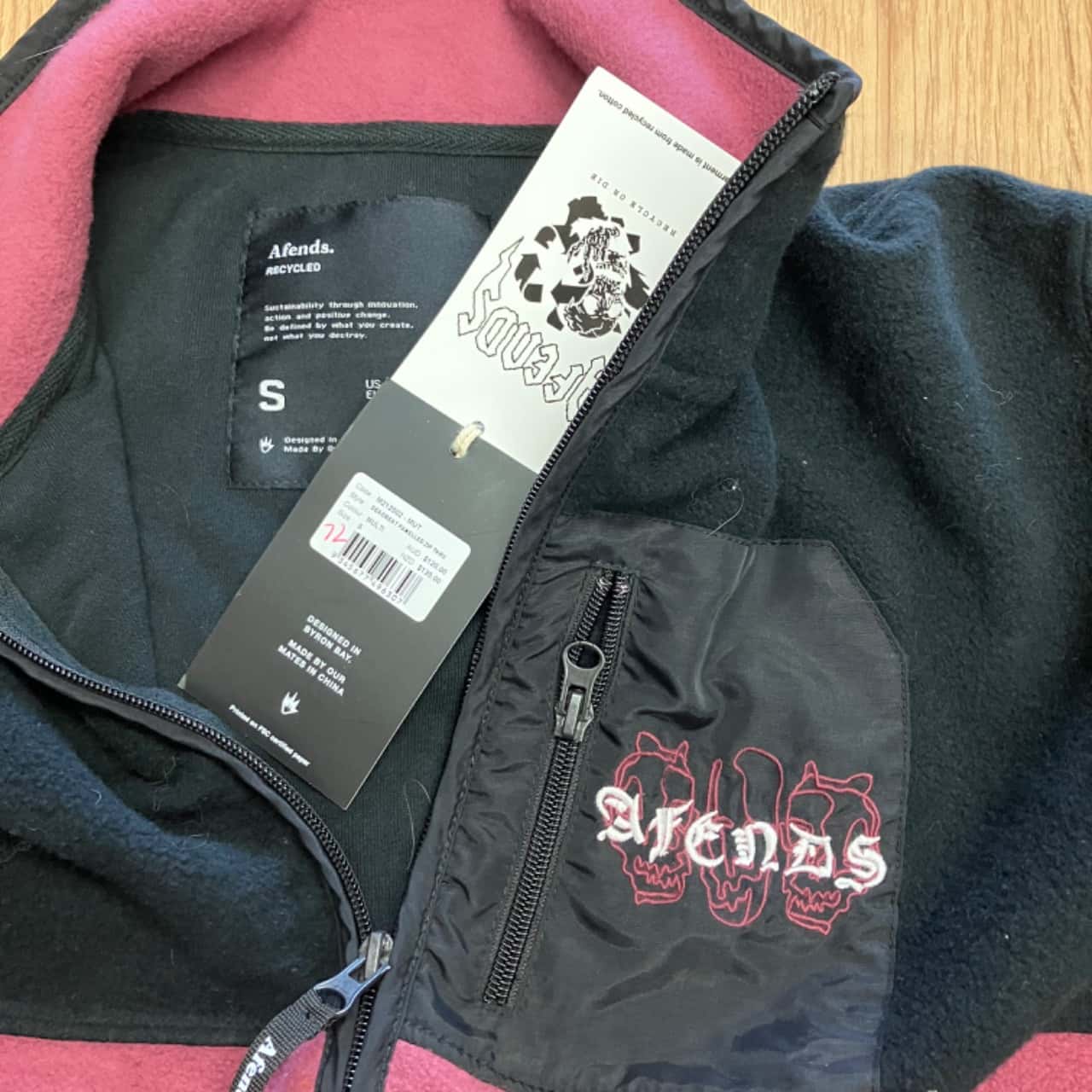 Afends Deadbeat Panelled Zip Thru Size S BNWT(s)