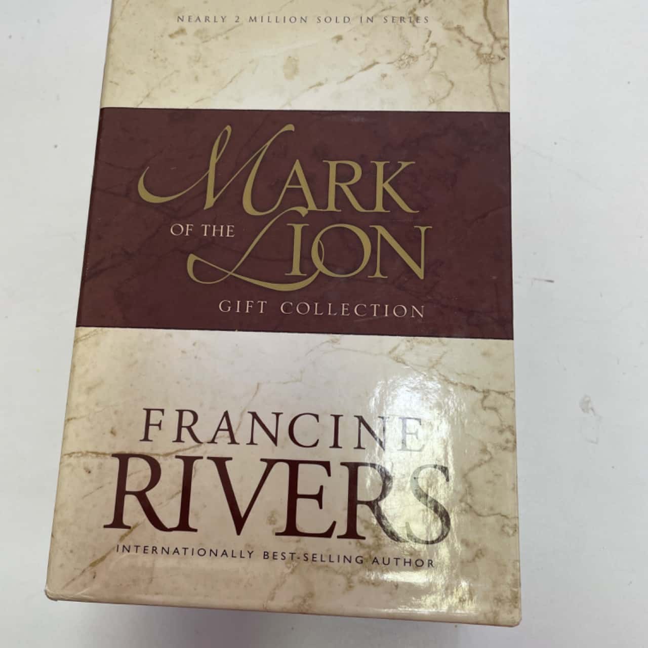 Mark of the lion gift collection