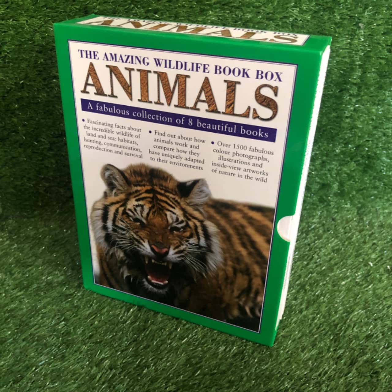 The Amazing Wildlife Book Box Set (s)