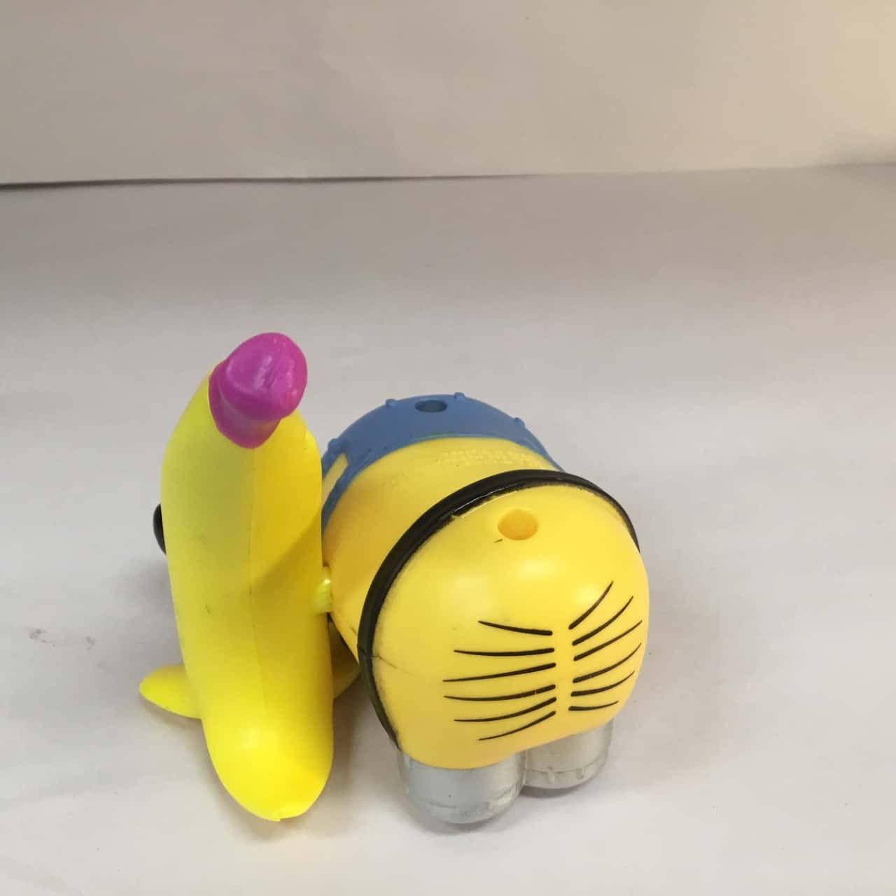 McDonalds Minion Banana Launcher 2017