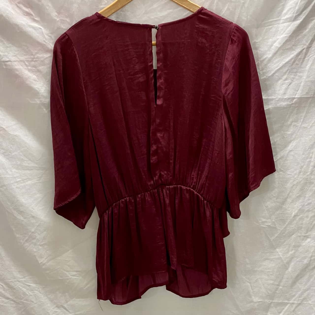 Sheike Dark Plum Size 16 Soft Flowing Short Sleeve Top (s)