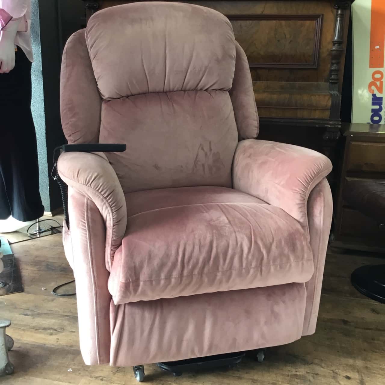 Plush Pink Recliner/Lift Chair