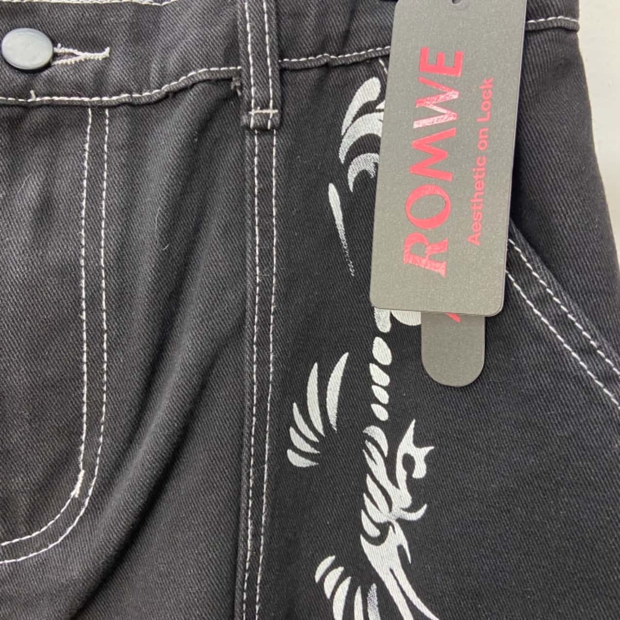 Romwe Mens Jeans Size XL Black / White (s)