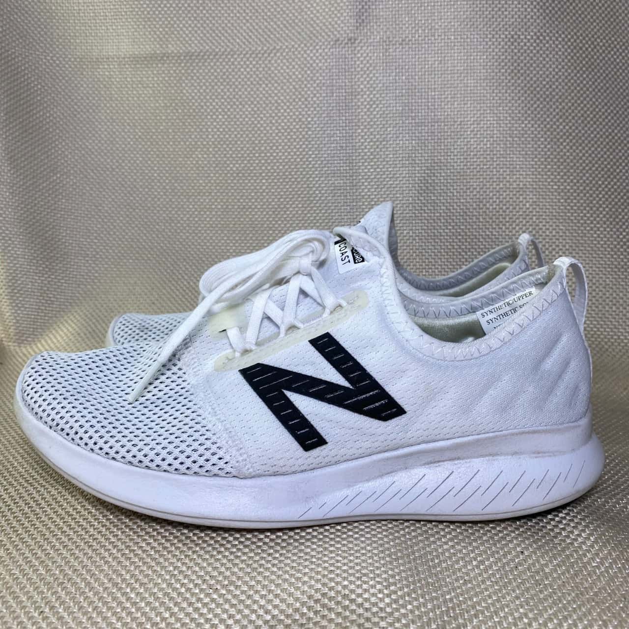 New Balance White Shoes ***Used but in very good condition****
