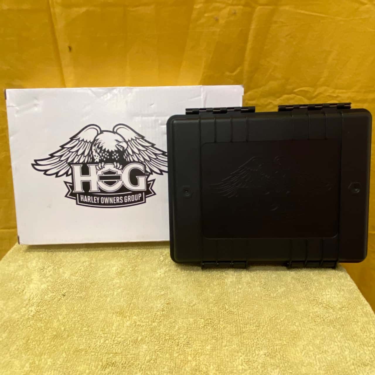 Harley Davidson Unisex Hog Badge and Pins(s)