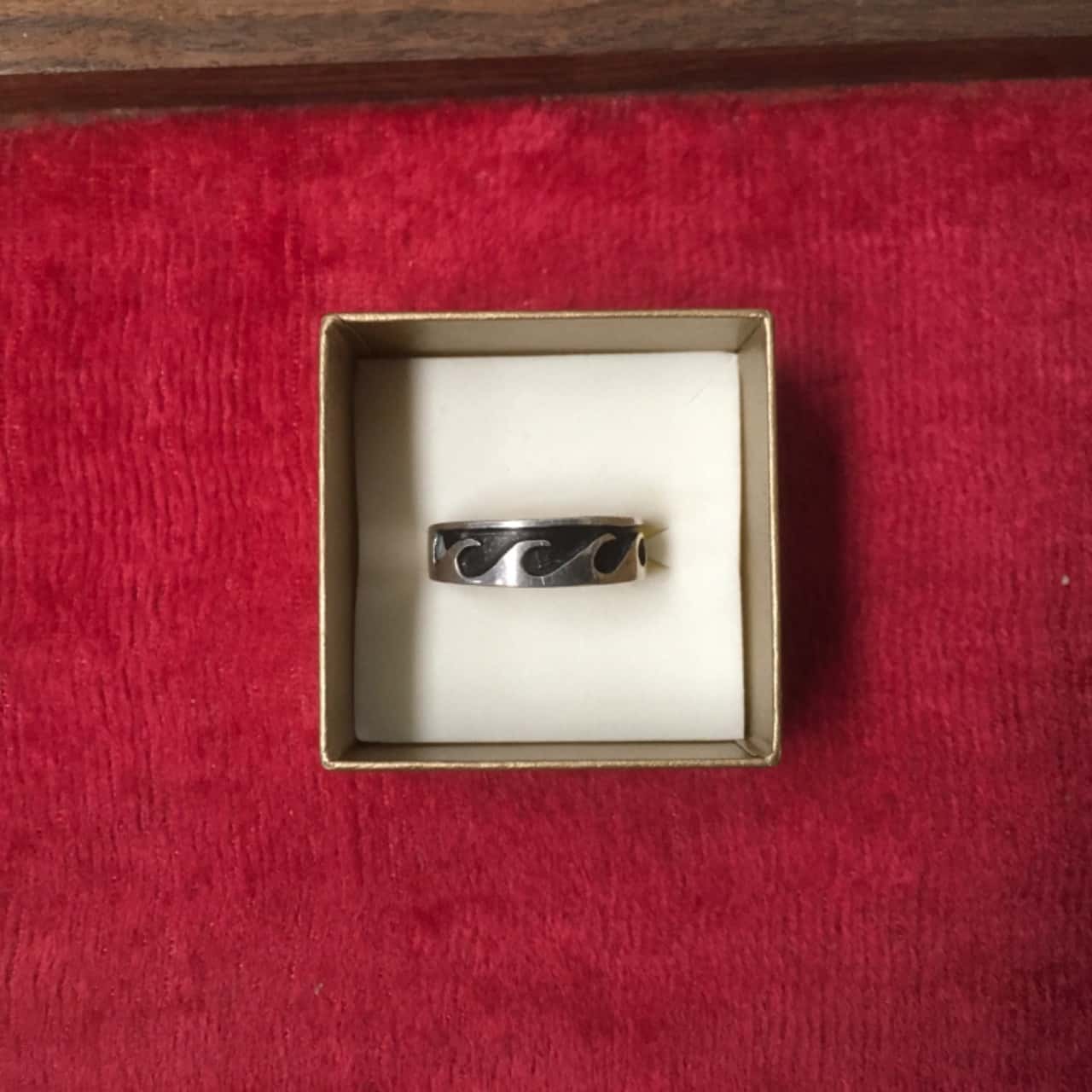 Sterling Silver Men’s Wave Ring(s)