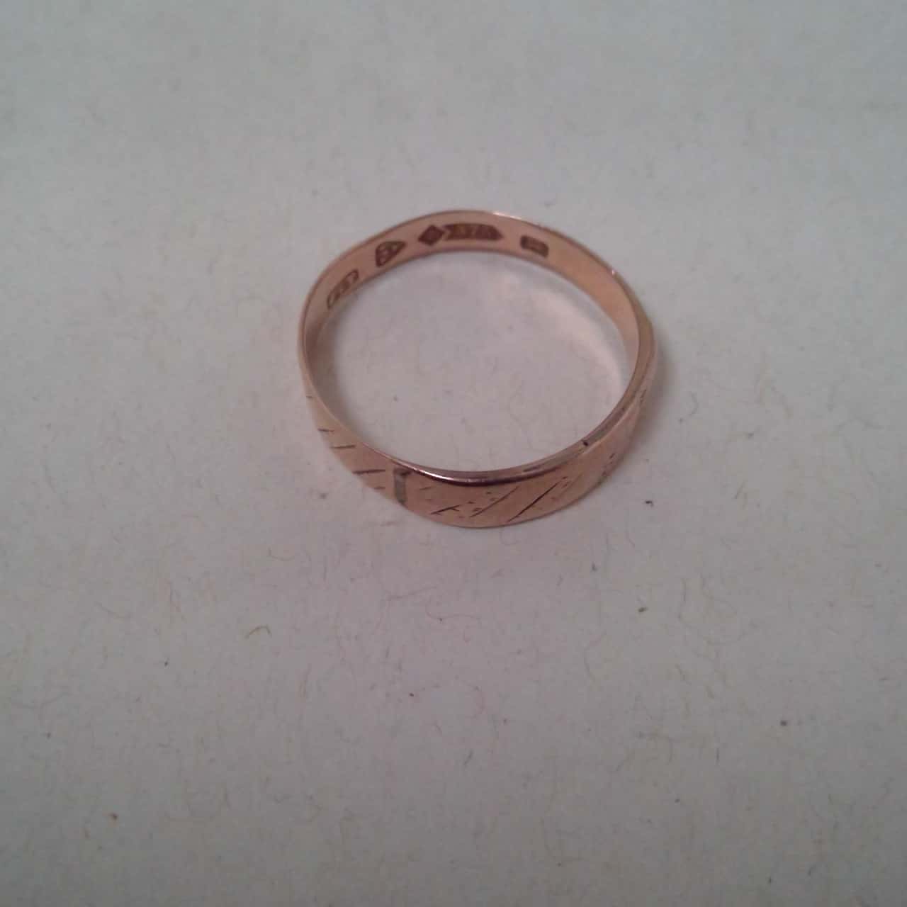 375 Rose Gold Unisex Fancy Detailed Ring (s)