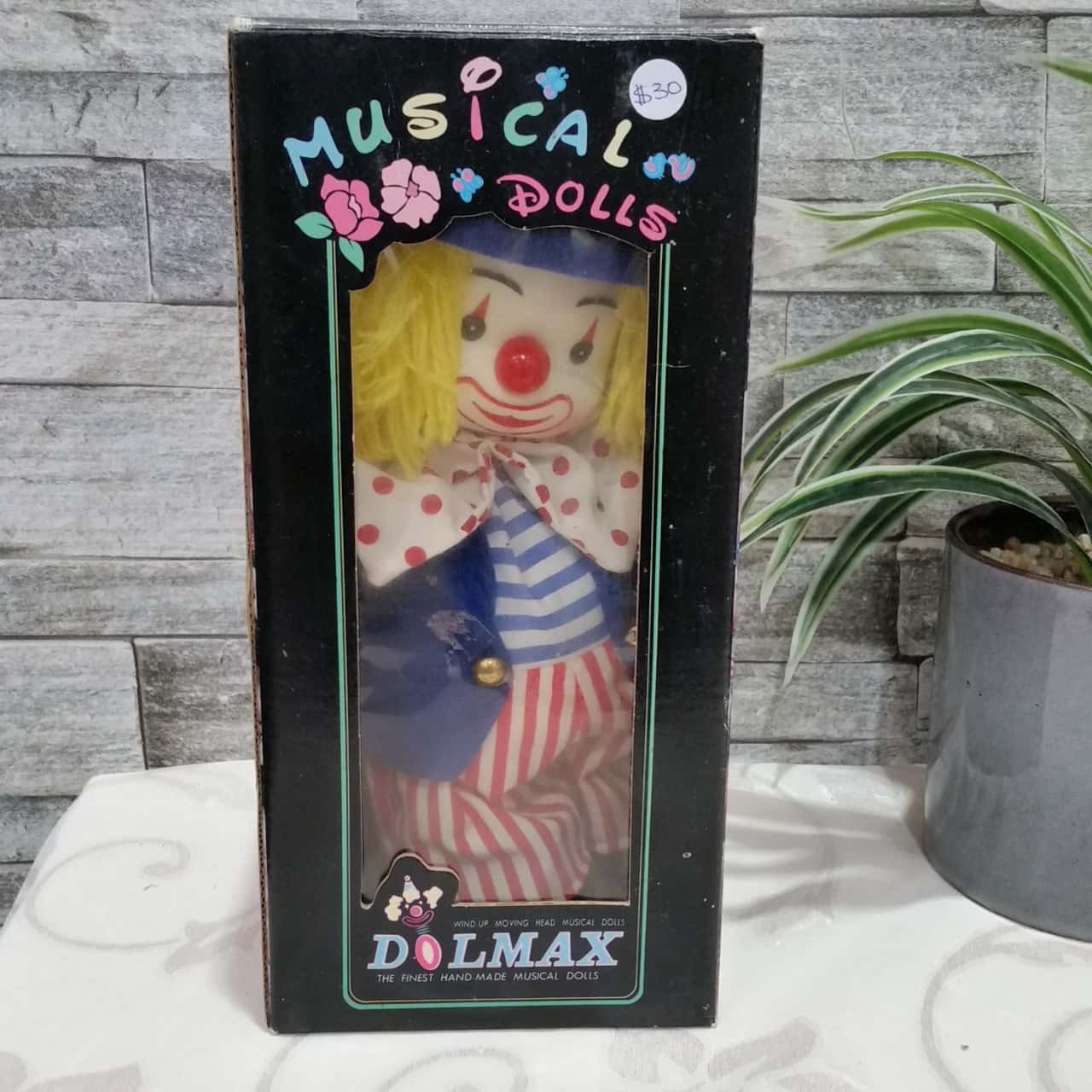 DOLMAX Musical Dolls