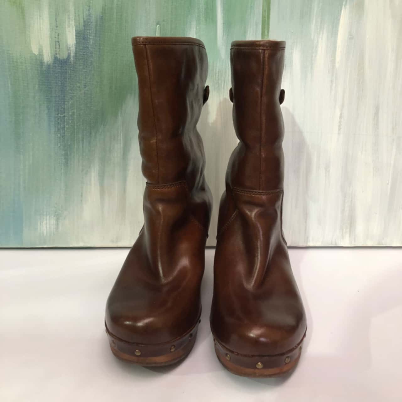 UGG Heels Size 36 Brown (s)