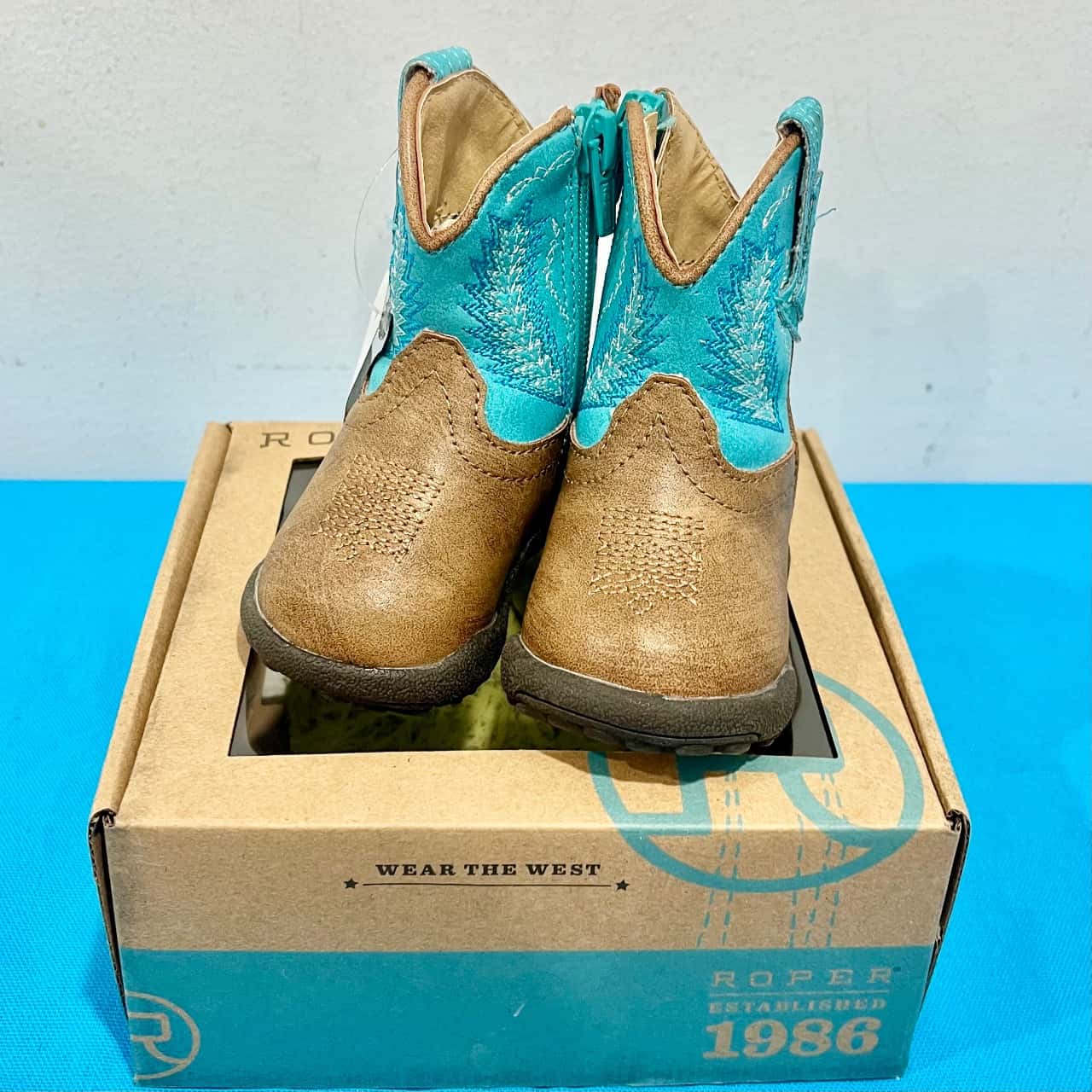 BNWT Ropper Cowboy Boots brown/Blue detail design Size 0-3mths