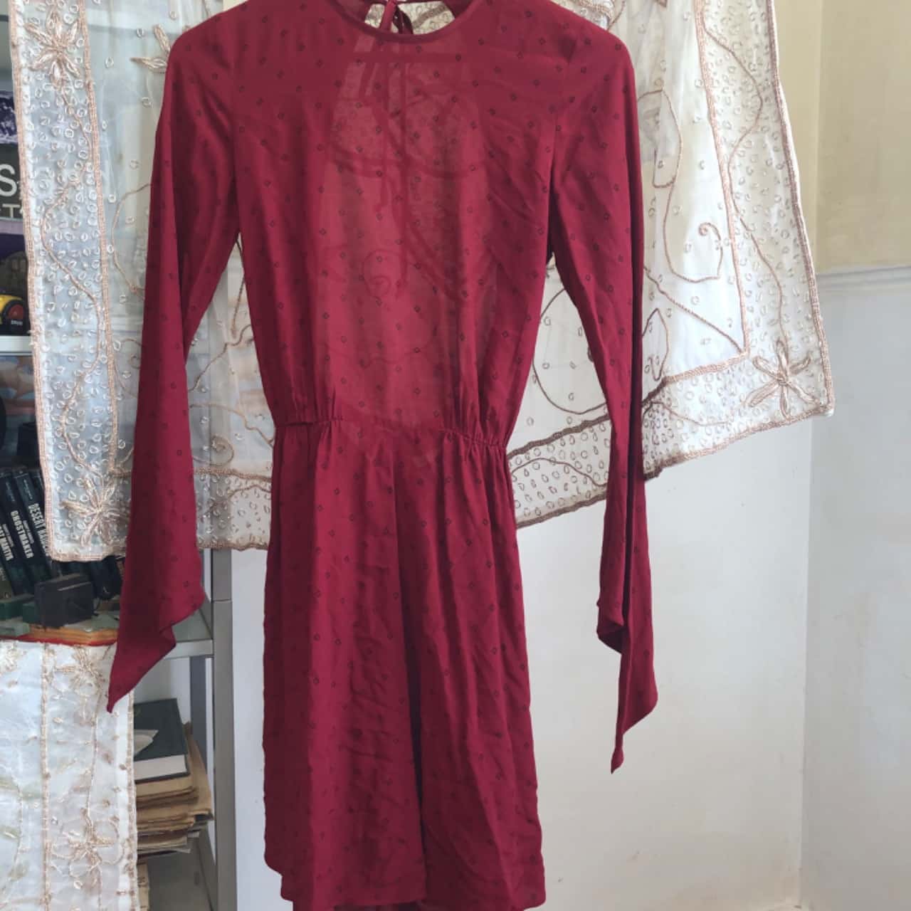 Bec & Bridge Size 8 Red backless dress with gauntlet sleeves