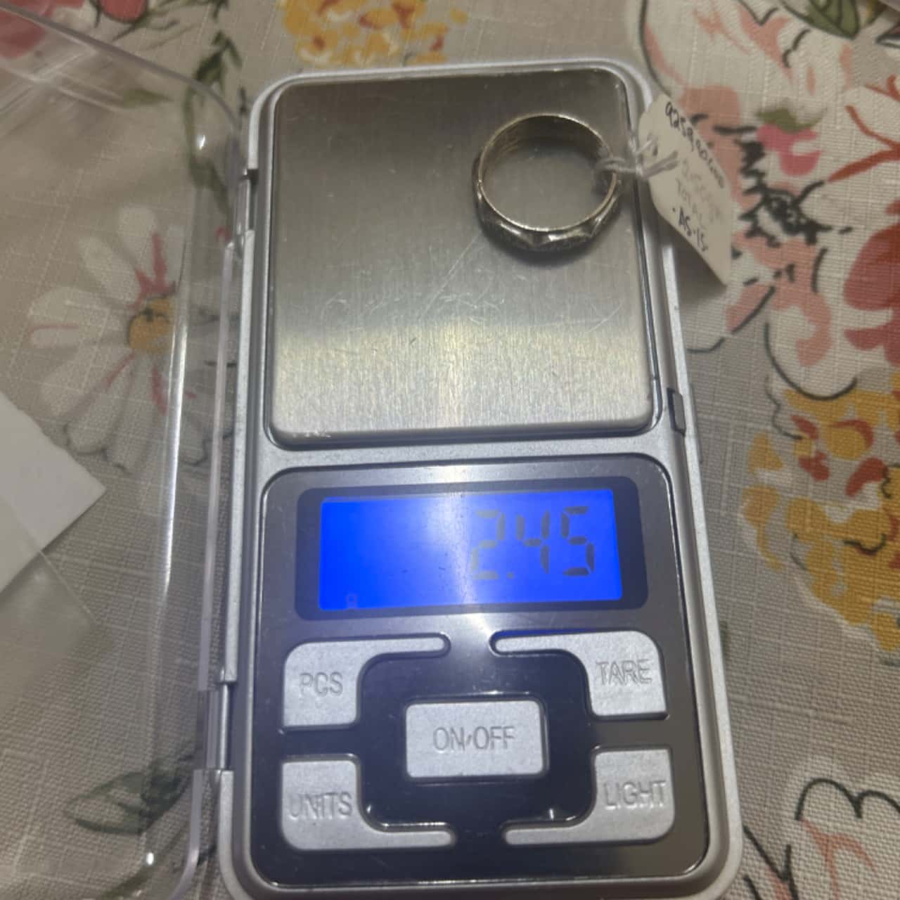 Womens sterling silver (925) and 9ct gold (375) ring with marasite ...