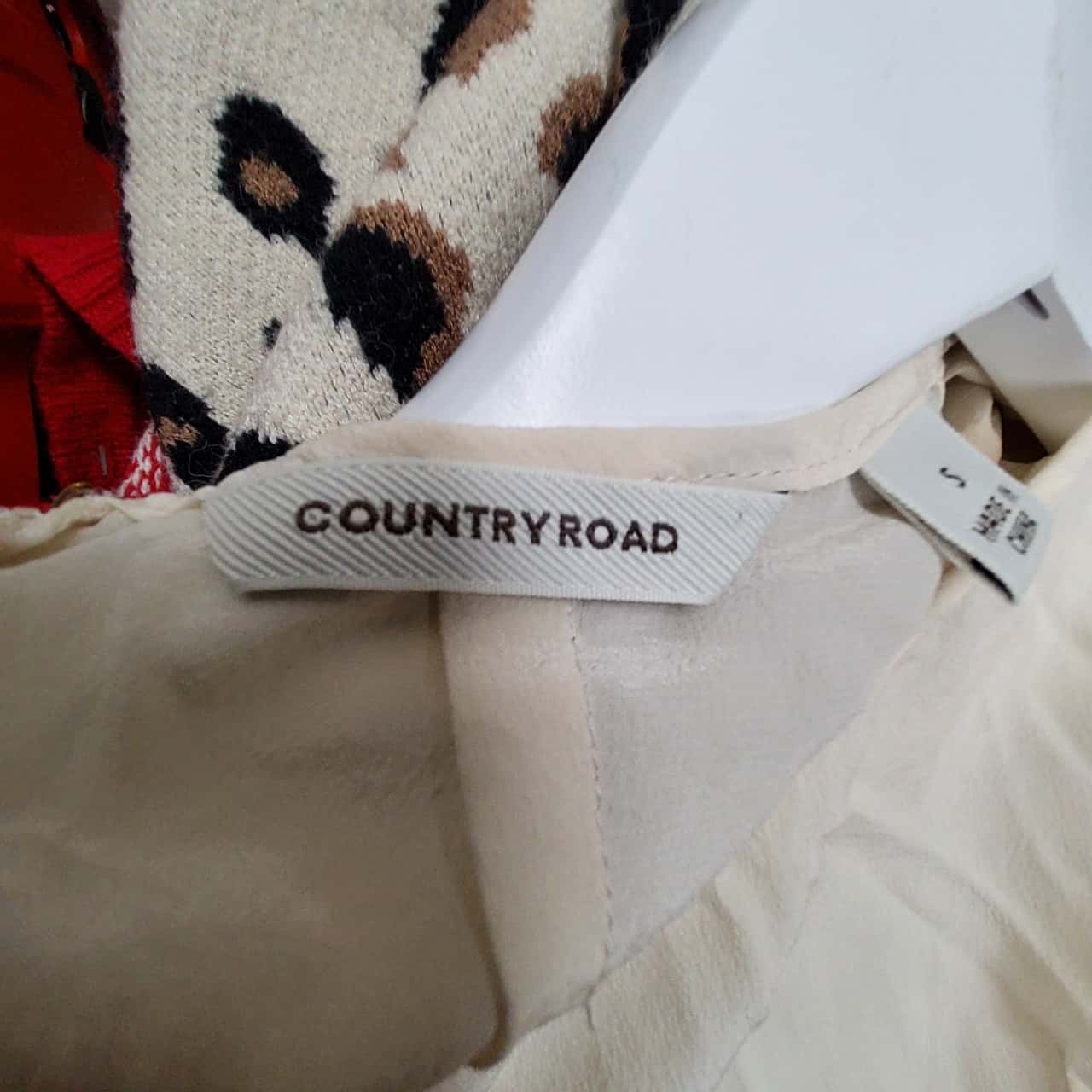 Country Road Womens Size S 3/4 Sleeve / Shirts & Blouses Cream (s)