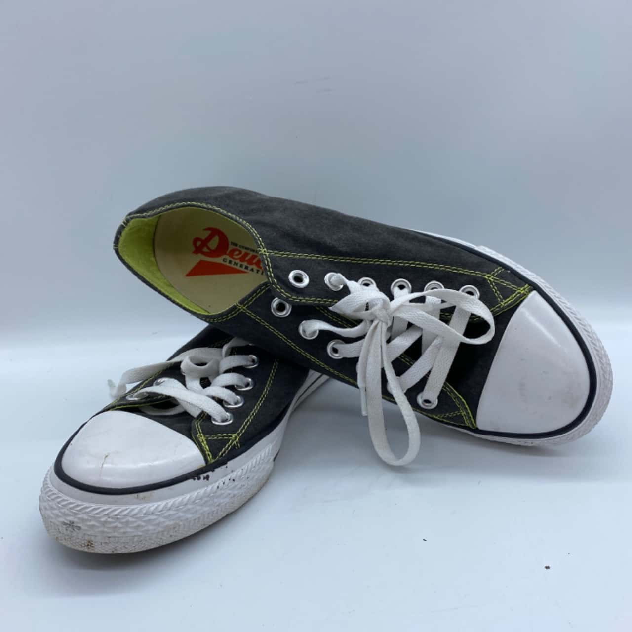 Womens Deuce Generation Casual Lace Shoes Size 9 Grey/White (s)