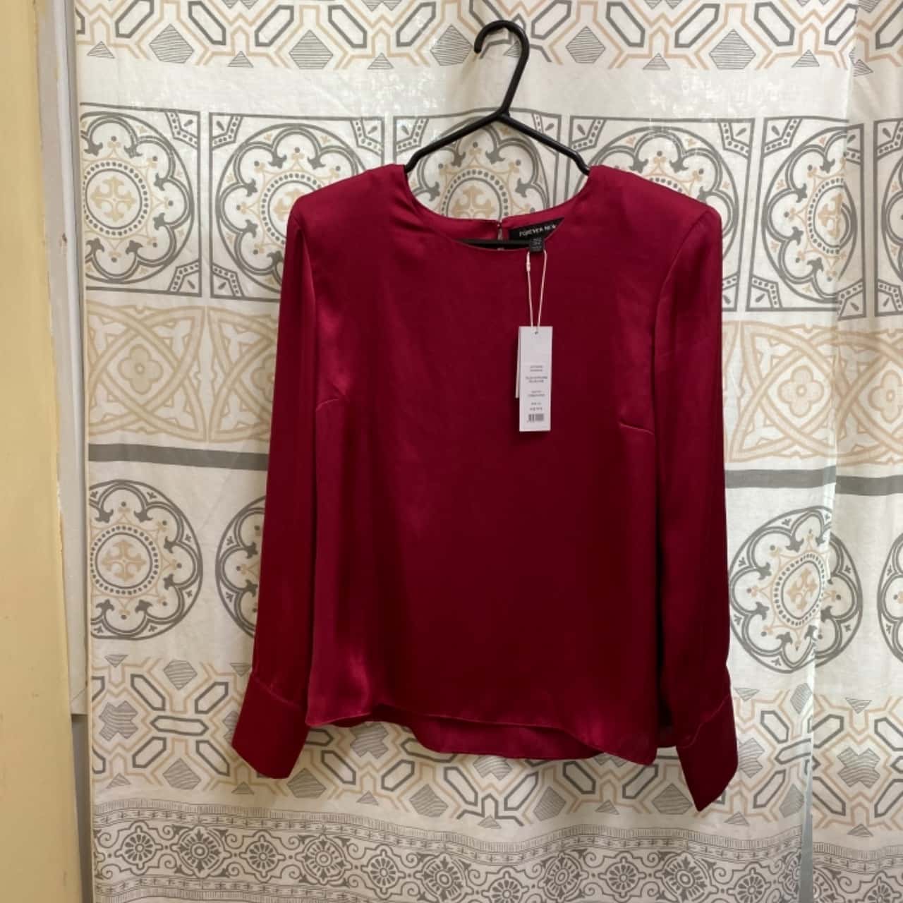 Forever New Womens Shirts Size 12 Long Sleeve Other / Red (s)