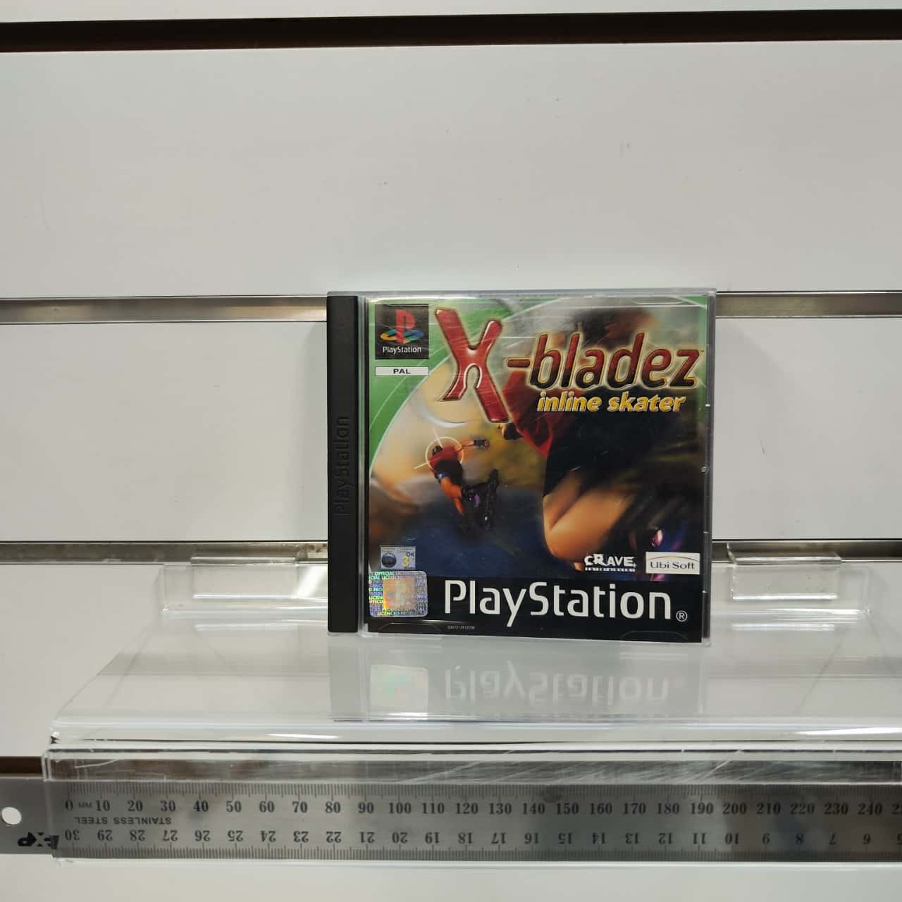 X-Bladez: Inline Skater